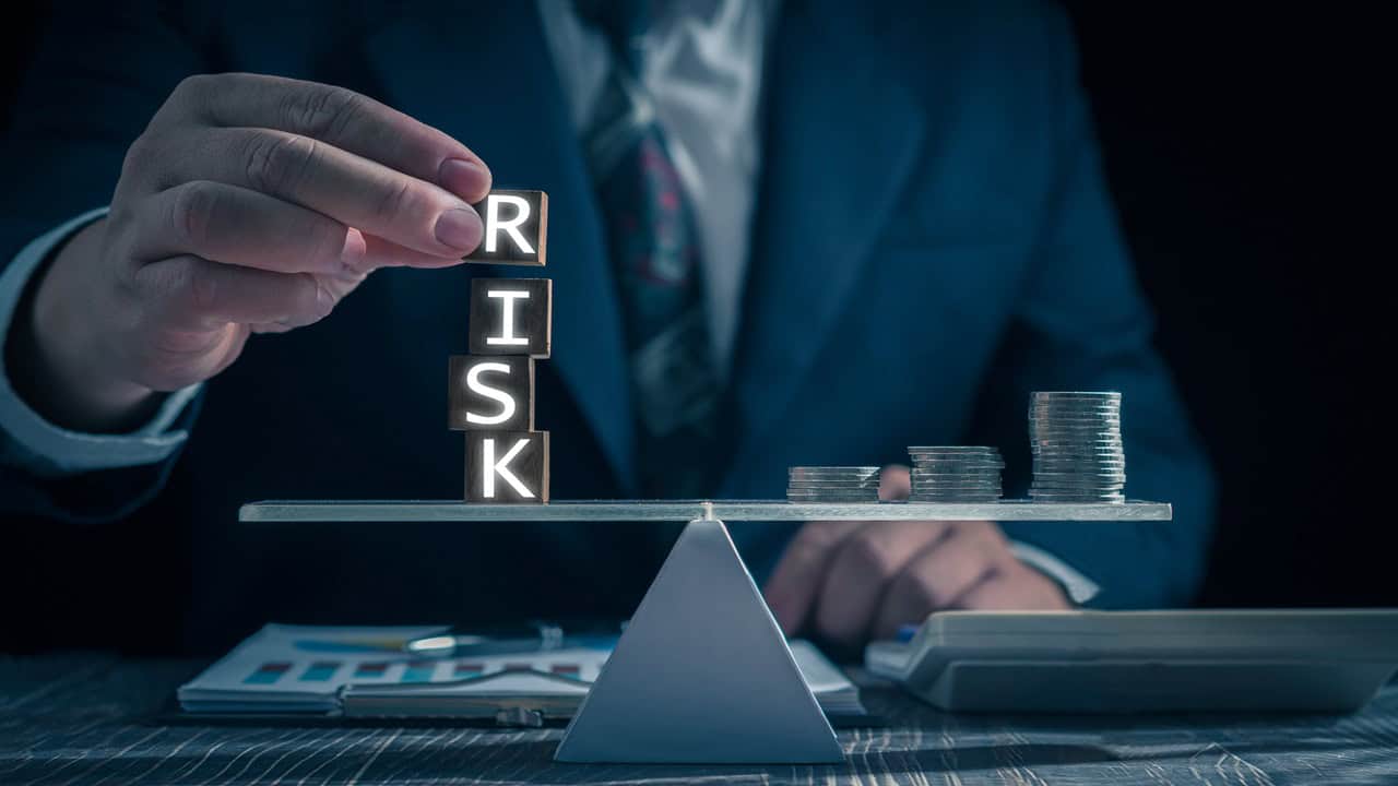 Reasonable and unreasonable risks in investing and money management